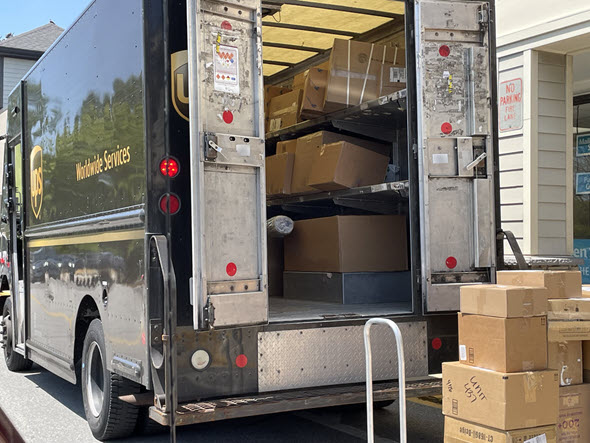 Does it Matter Where You Place Your Shipping Label?